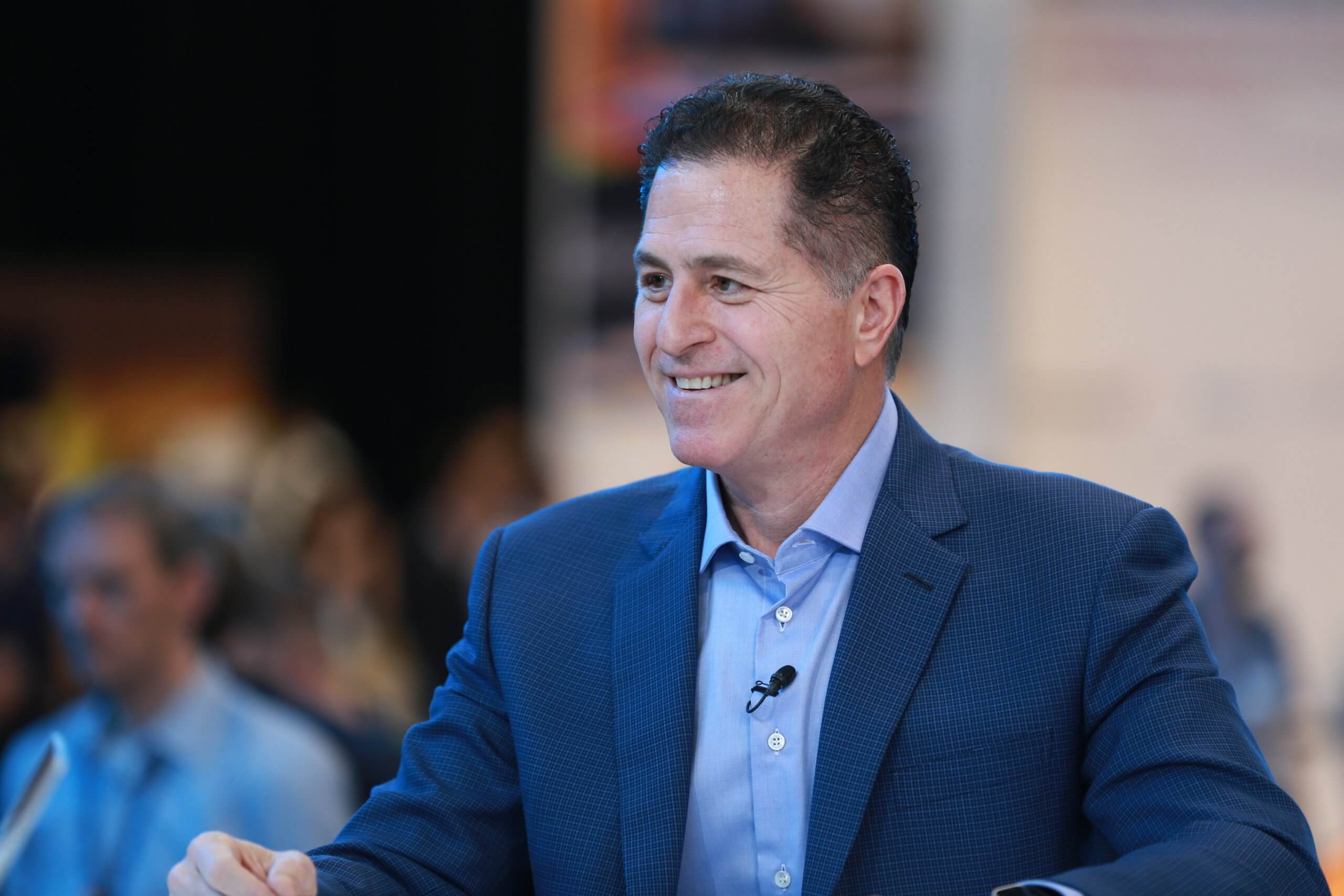 277 | Breaking Analysis | How Dell Is Riding the AI Wave While Serving ...
